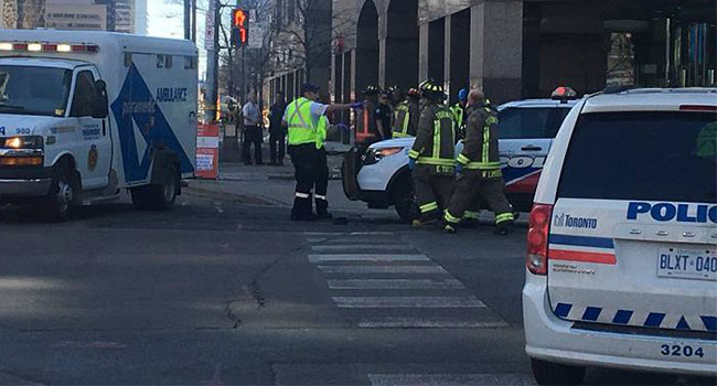 Van Mounts Curb in Toronto, Injures at least 8 Pedestrians -- Security ...