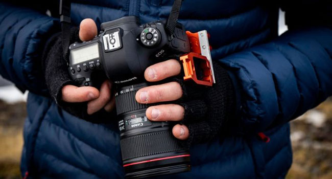 DSLR Cameras Are Susceptible to Ransomware Attacks, New Research Finds ...